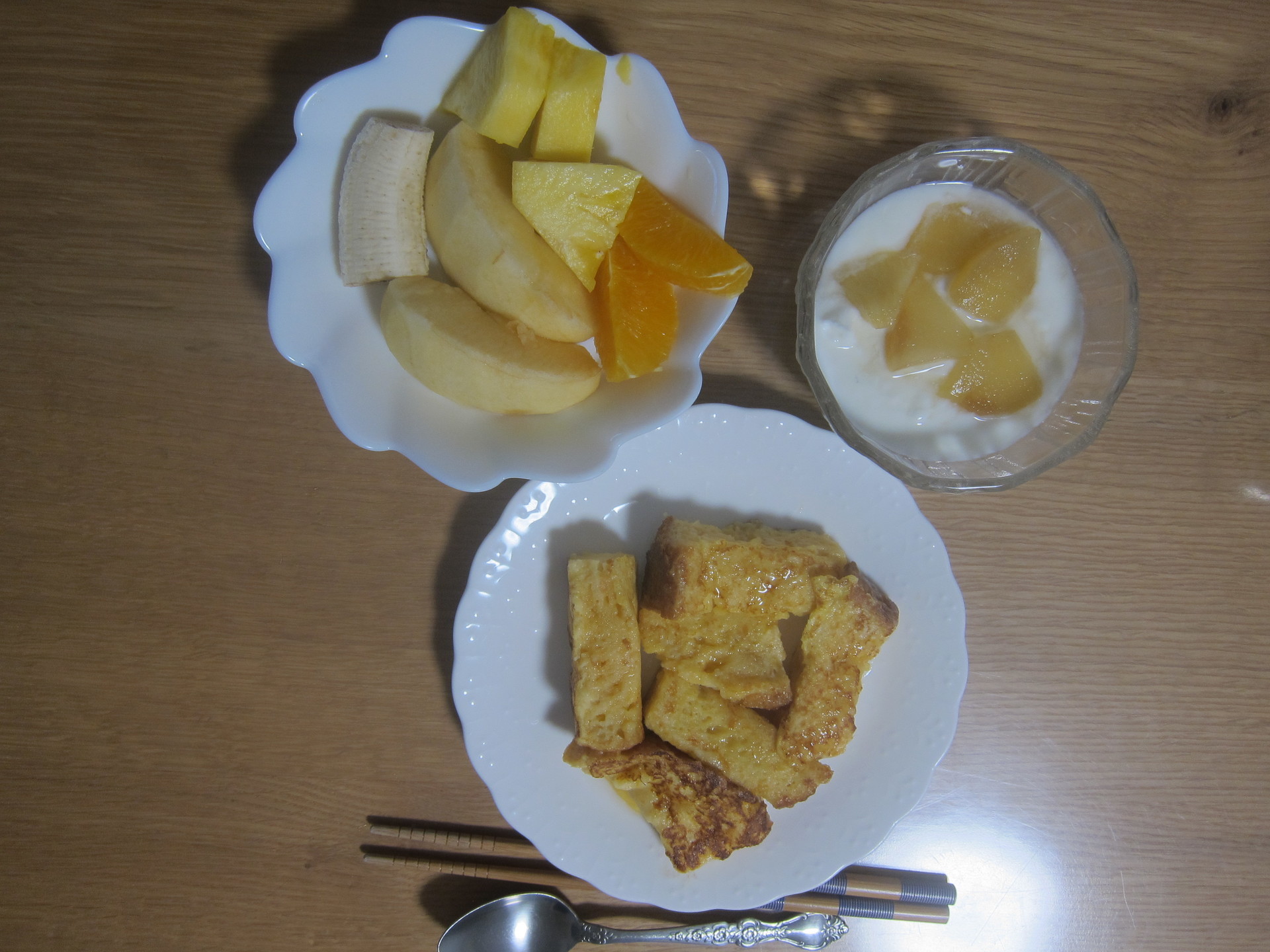 定番の朝食です、今回もフレンチトーストです。: 料理は楽しい